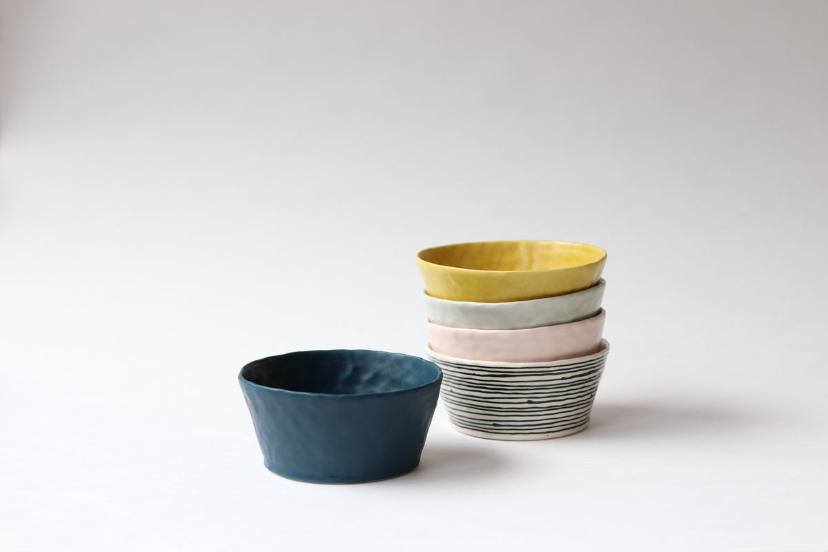 Everyday Pinched Bowl - Deep Ocean – Elizabeth Benotti Ceramics