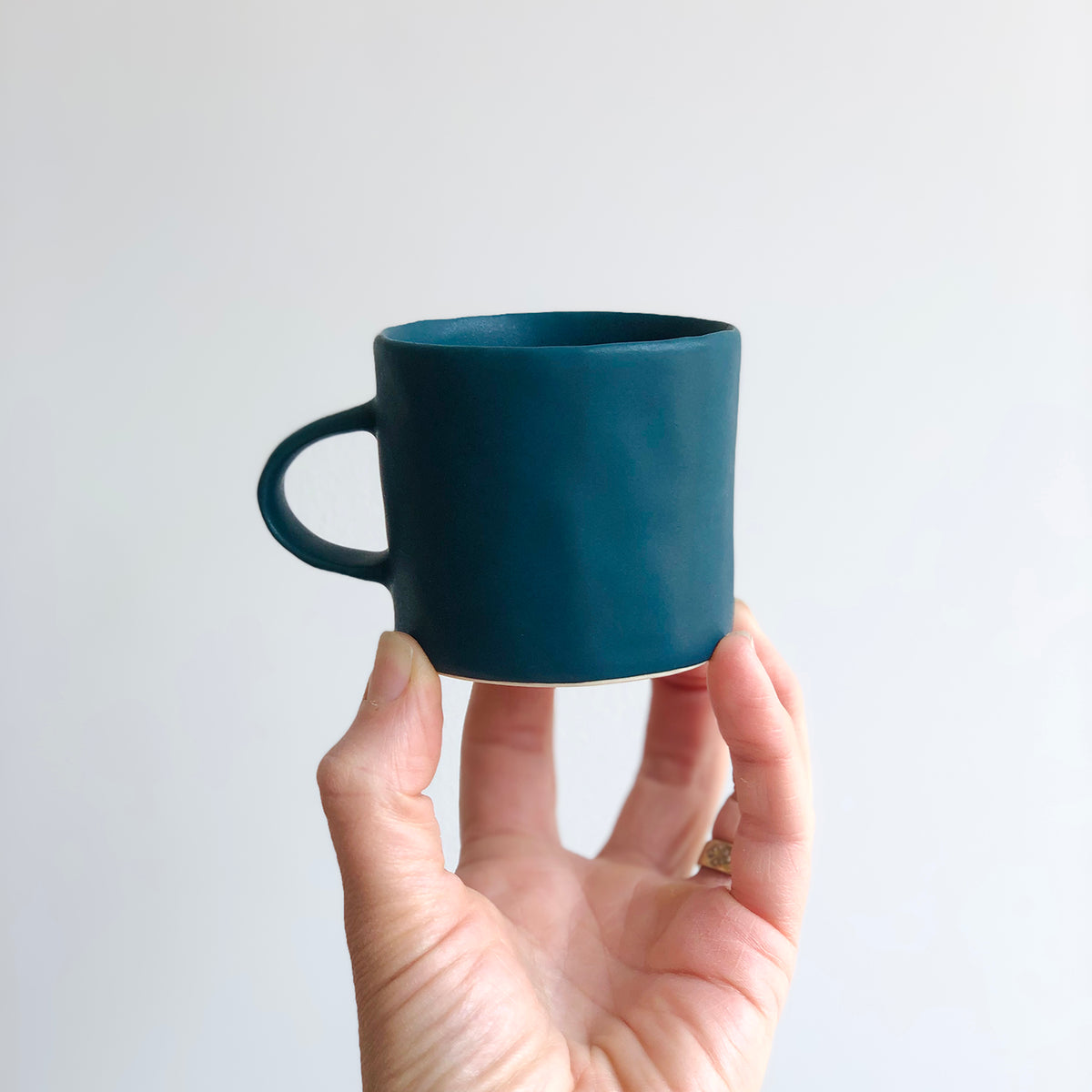 Mugs + Tumblers – Elizabeth Benotti Ceramics